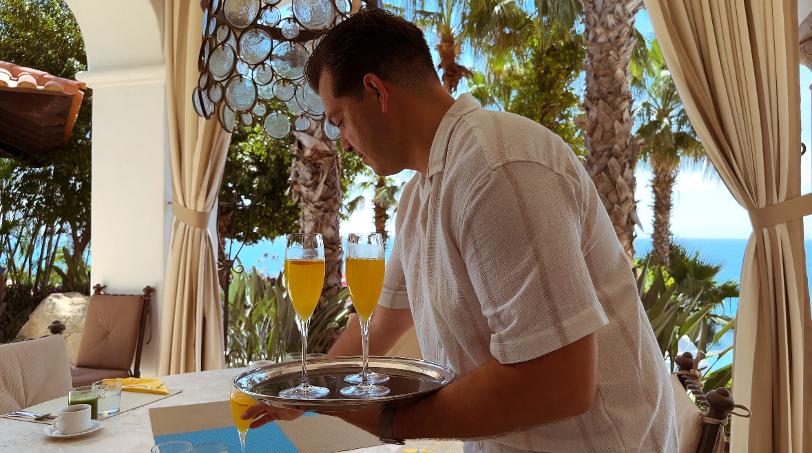 Luxury Villa Butler Service | Personalized Hospitality & Elegance